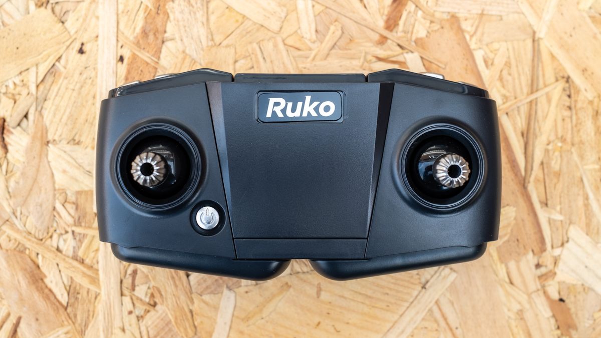 Ruko F11 Mini drone review | Space