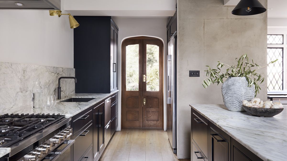 The Kitchen Triangle: Should You Be Following The Rules? | Homebuilding