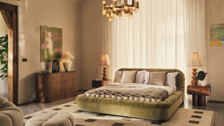 Florist Angela Maynard on dried flowers care and styling | Livingetc