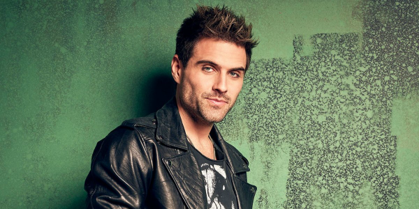 Rent Live Actor Believes He Broke His Foot For A Reason | Cinemablend