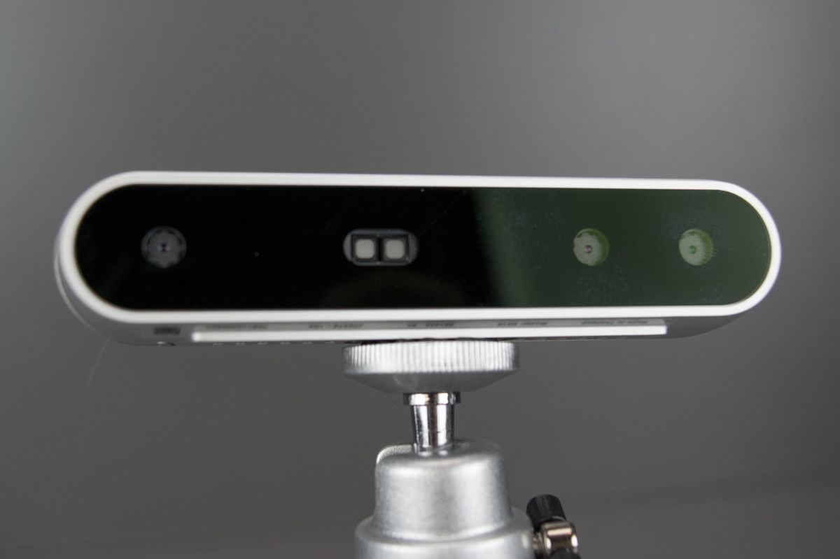 RealSense D400-Series Depth Cameras Are For Devs, Not Consumers (Hands ...