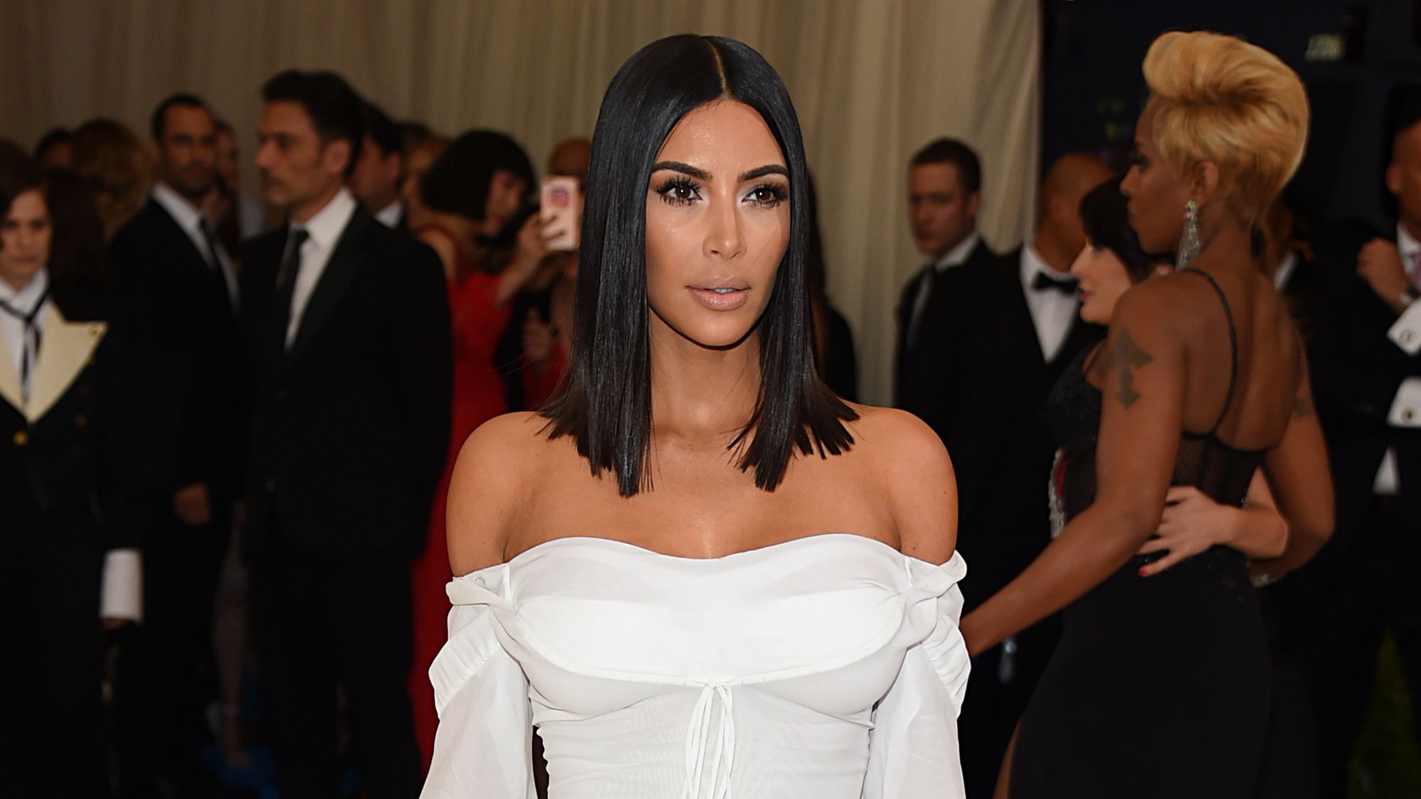 There's finally a way to avoid getting fake tan stains everywhere ...