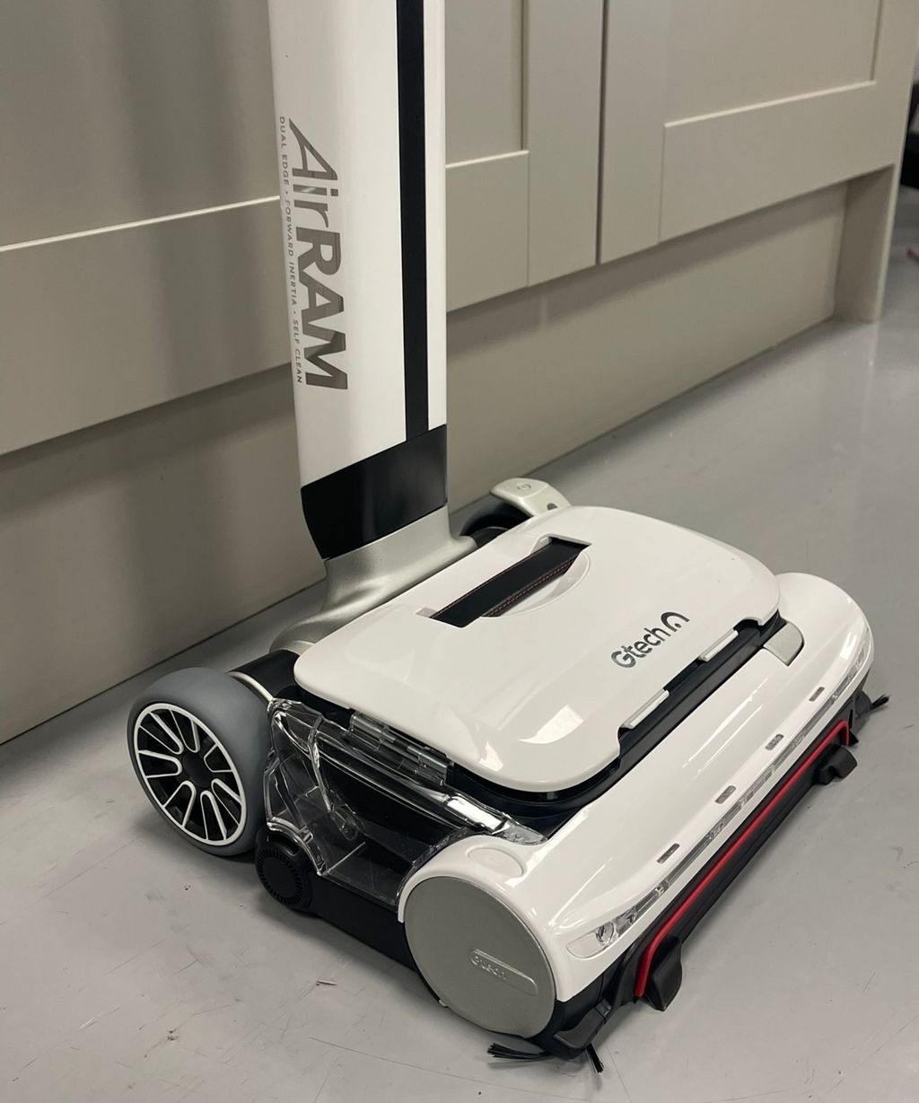 3.5 stars: Gtech AirRAM 3 cordless vacuum review | Homes and Gardens