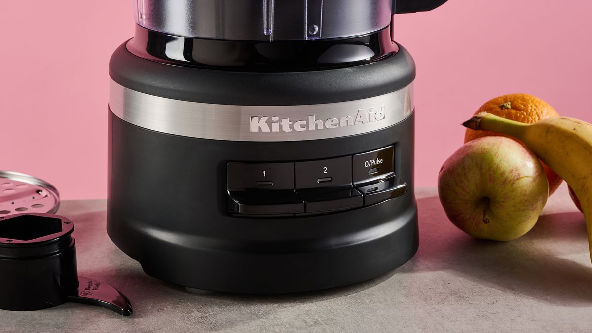 KitchenAid 7 cup / 1.7L Food Processor review: convenient but costly ...