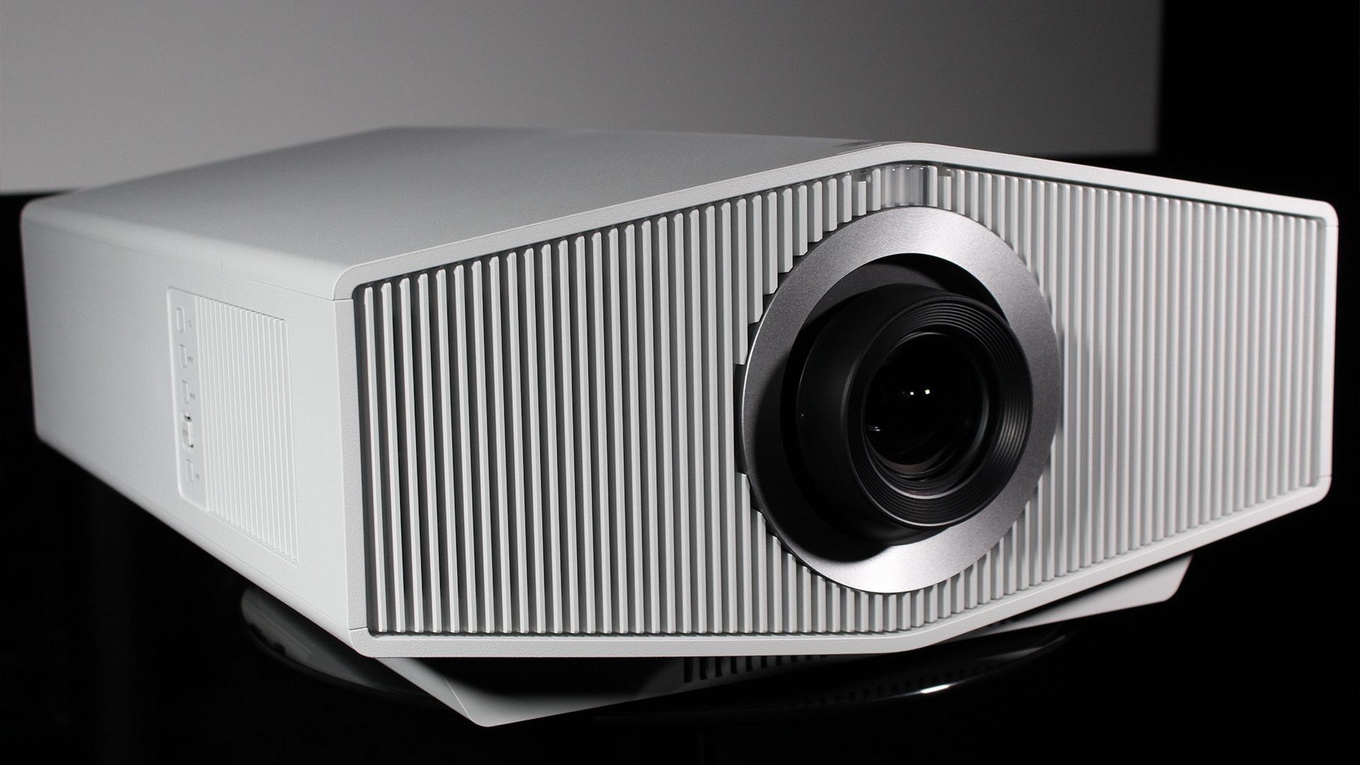 Sony Bravia Projector 8 (VPL-XW6100ES) review: a dynamic and bright ...