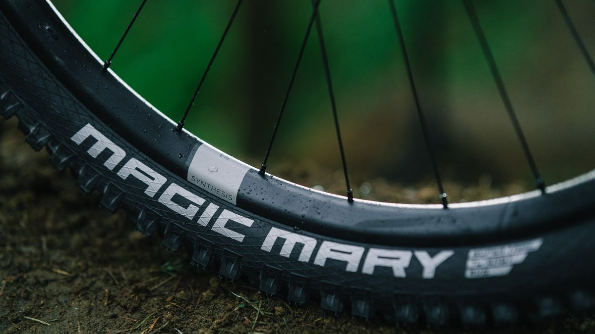The new Transition Repeater e-MTB is built around SRAM's revolutionary ...
