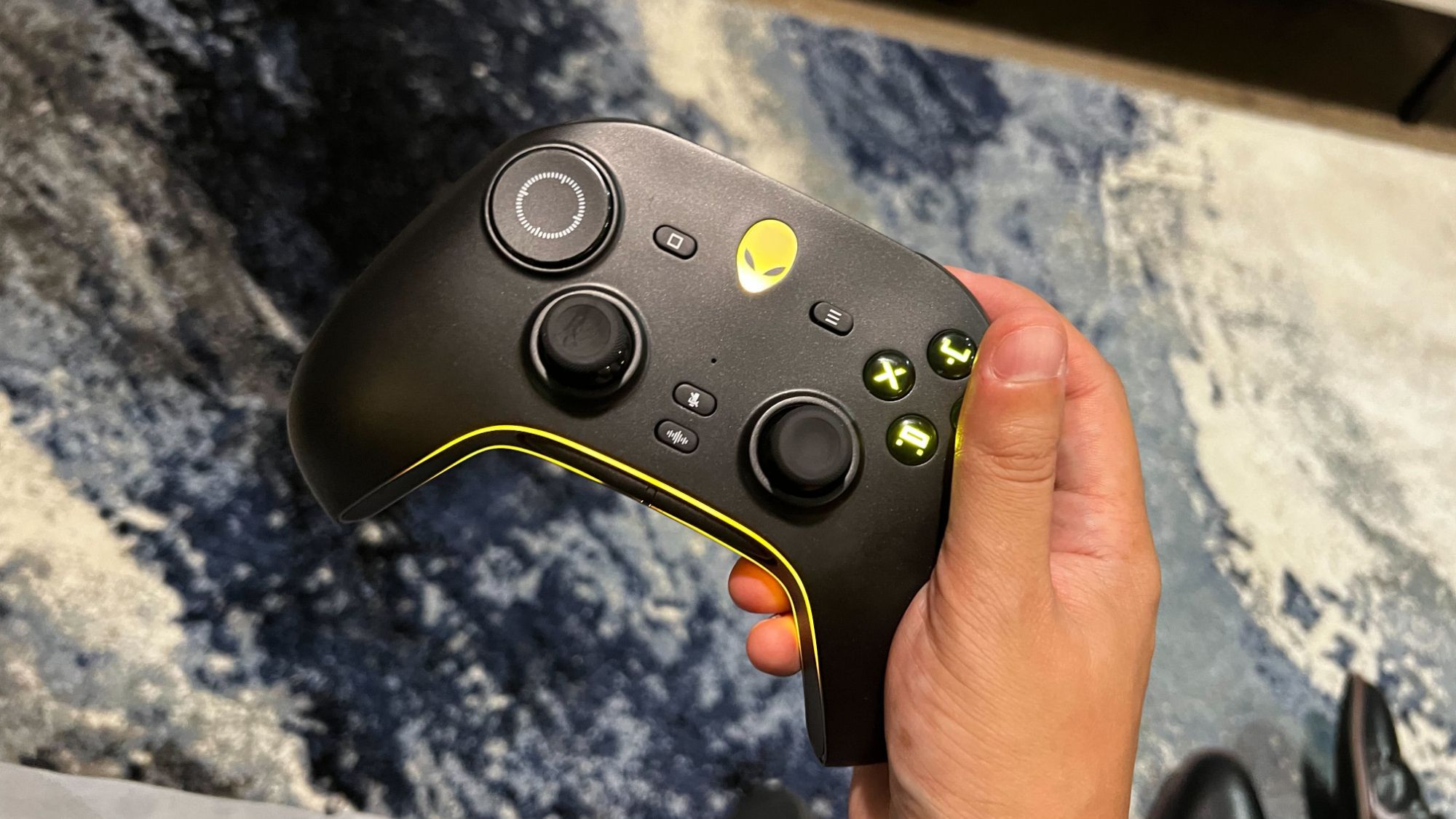This funky-looking controller is at the center of Alienware's prototype ...