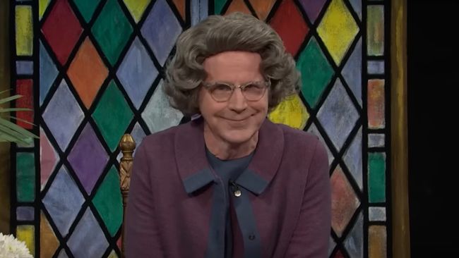 SNL Brought Back Dana Carvey’s Church Lady And Surprised Fans With ...