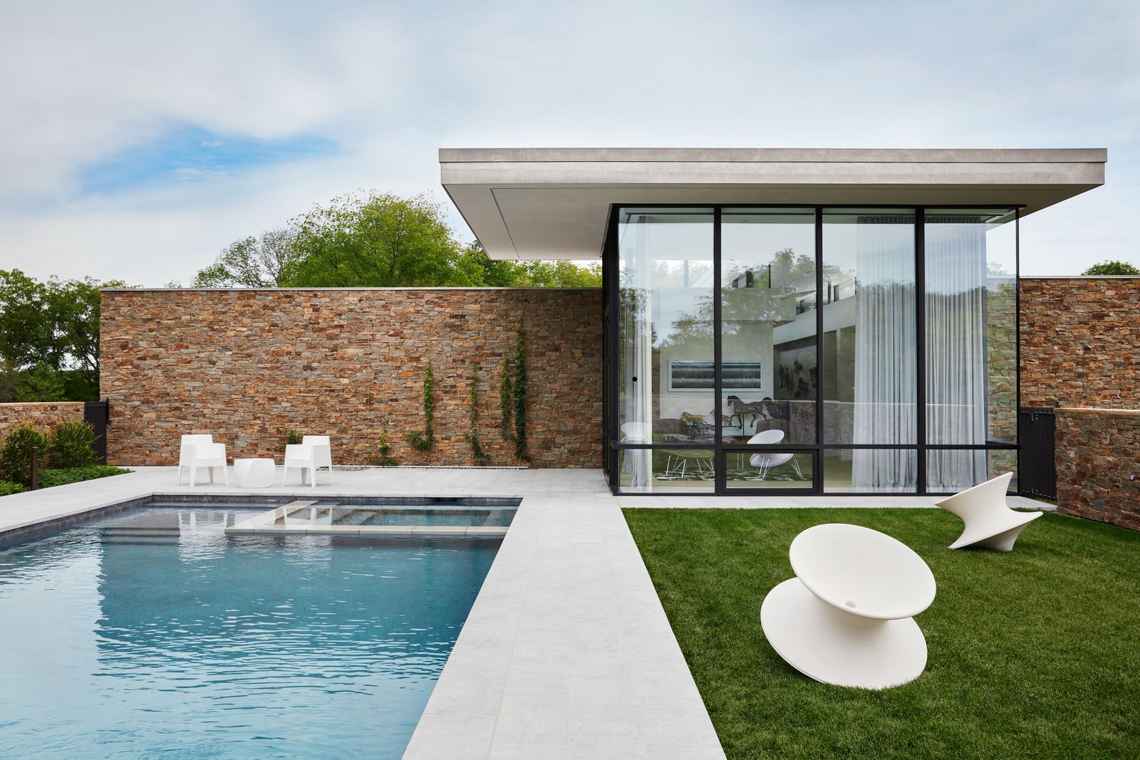 Art and landscape rule in Bucks County home by ARO | Wallpaper*