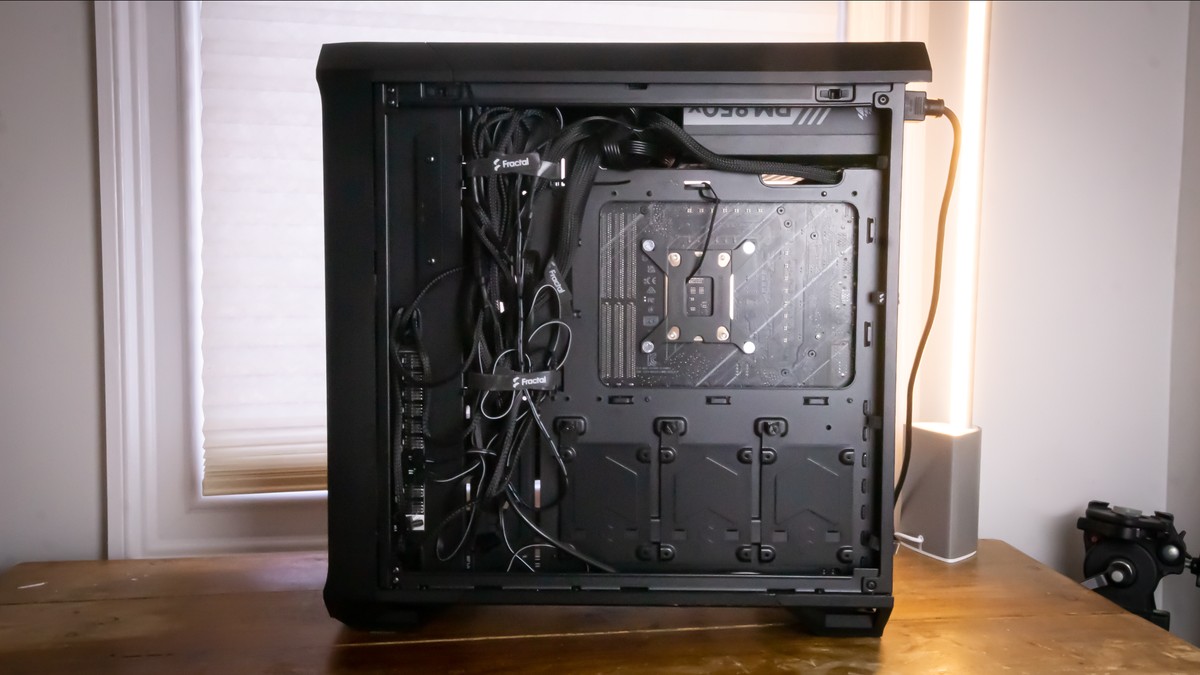 Fractal Design Torrent Compact Review: Cool and Compact | Tom's Hardware