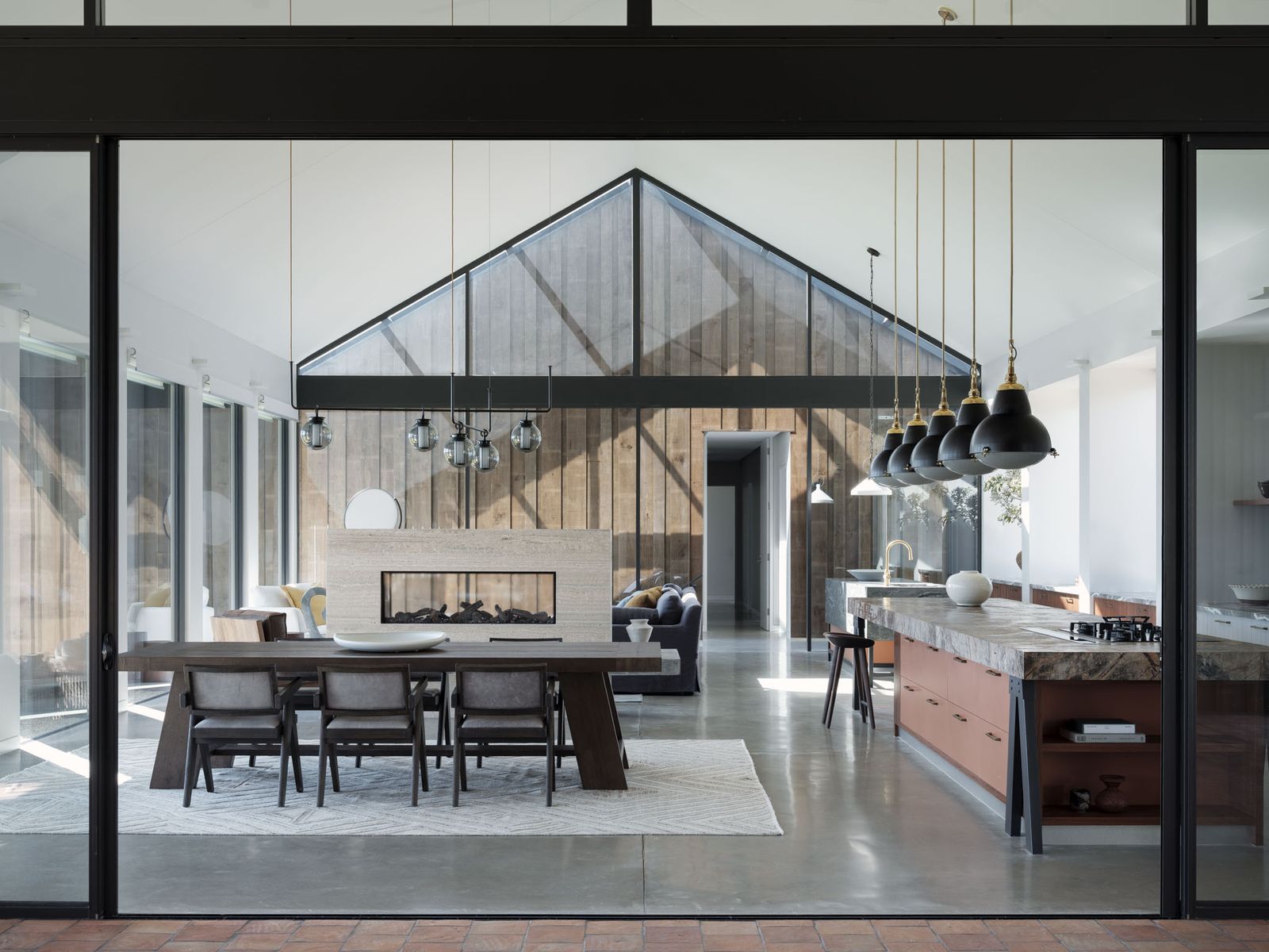 This Modern "Barn" That Perfects Open Concept for 2024