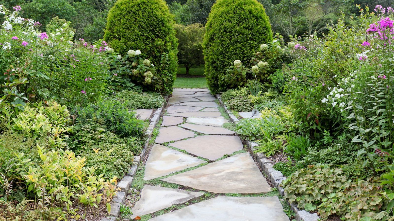 Crazy paving is back. Here's how crazy paving can be done tastefully ...