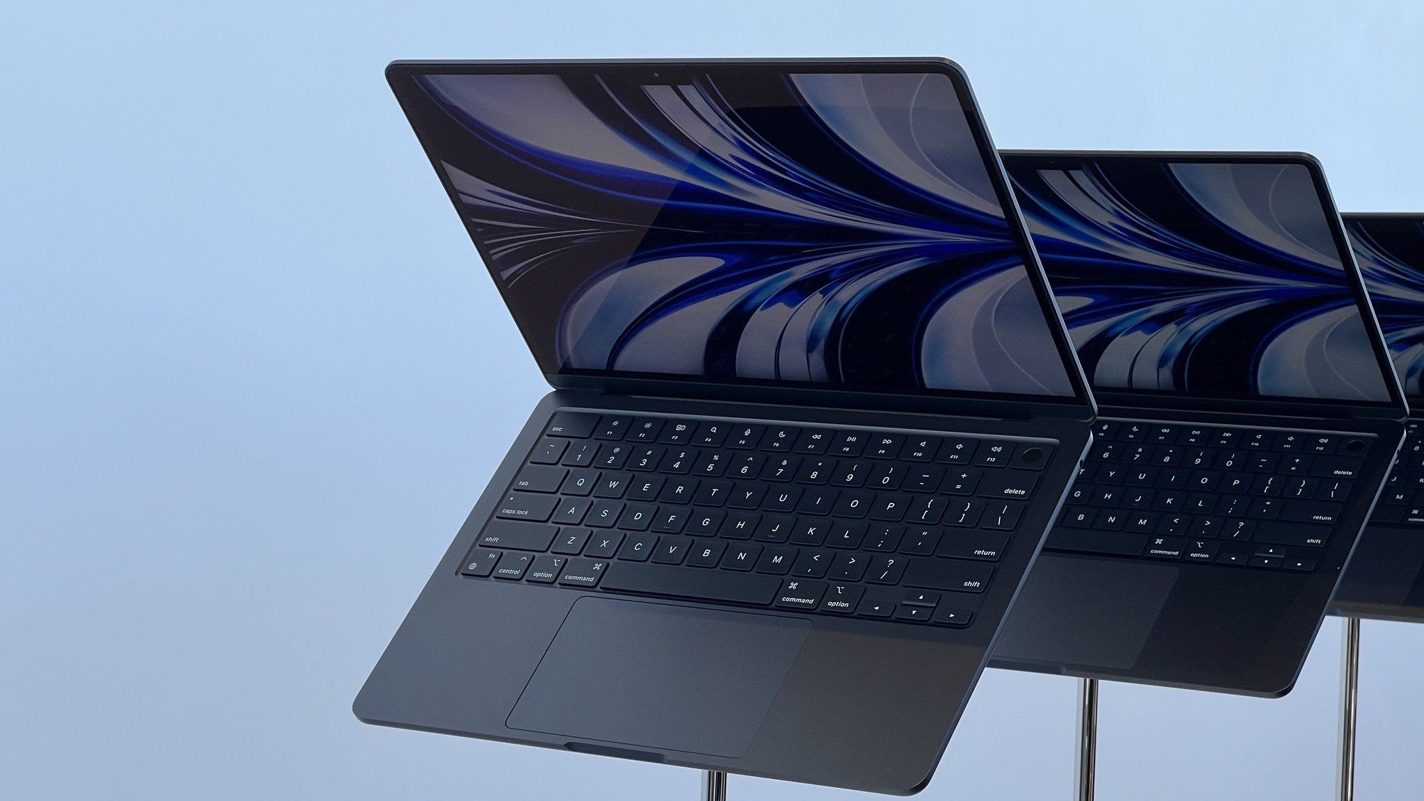 Apple's Mac sales surge 40% in declining PC market | iMore
