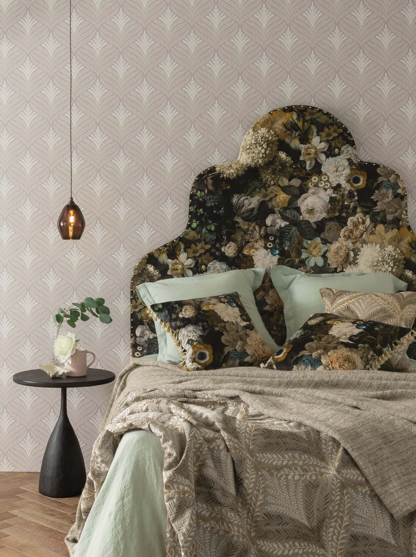 Emma Watson's 'bedscaping' can teach us about bedroom design | Homes ...