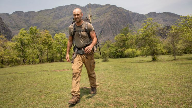 Keep Fit While Travelling With These Workouts From Adventurer Ed ...