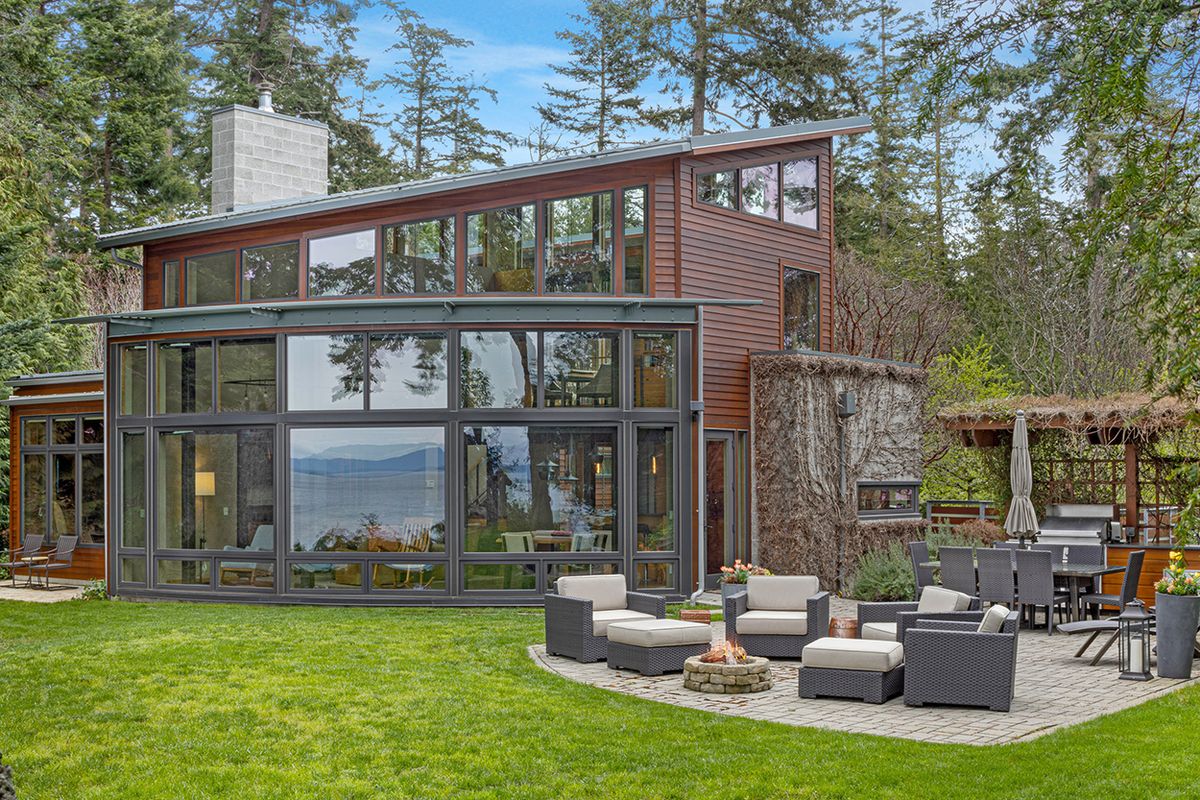 6 peaceful homes near small towns | The Week