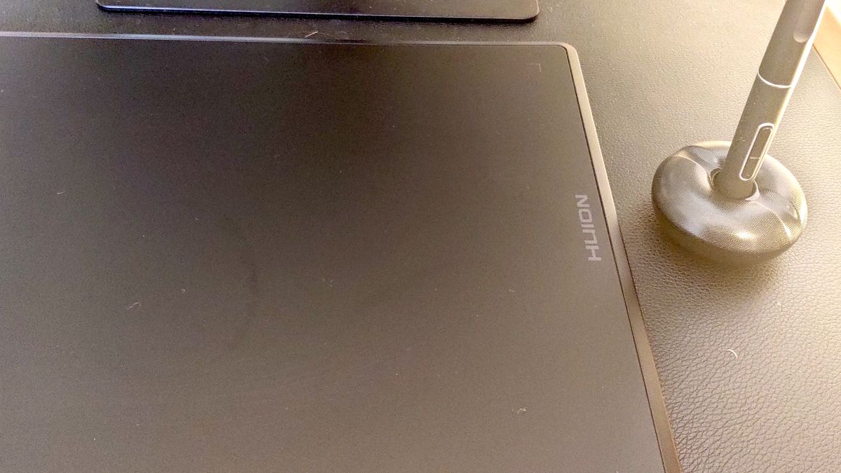 Huion Inspiroy Giano review: big tablet with plenty of smart features ...