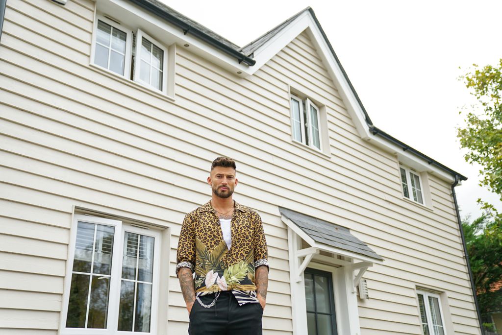 Jake Quickenden on Celebrity Help! My House is Haunted | What to Watch