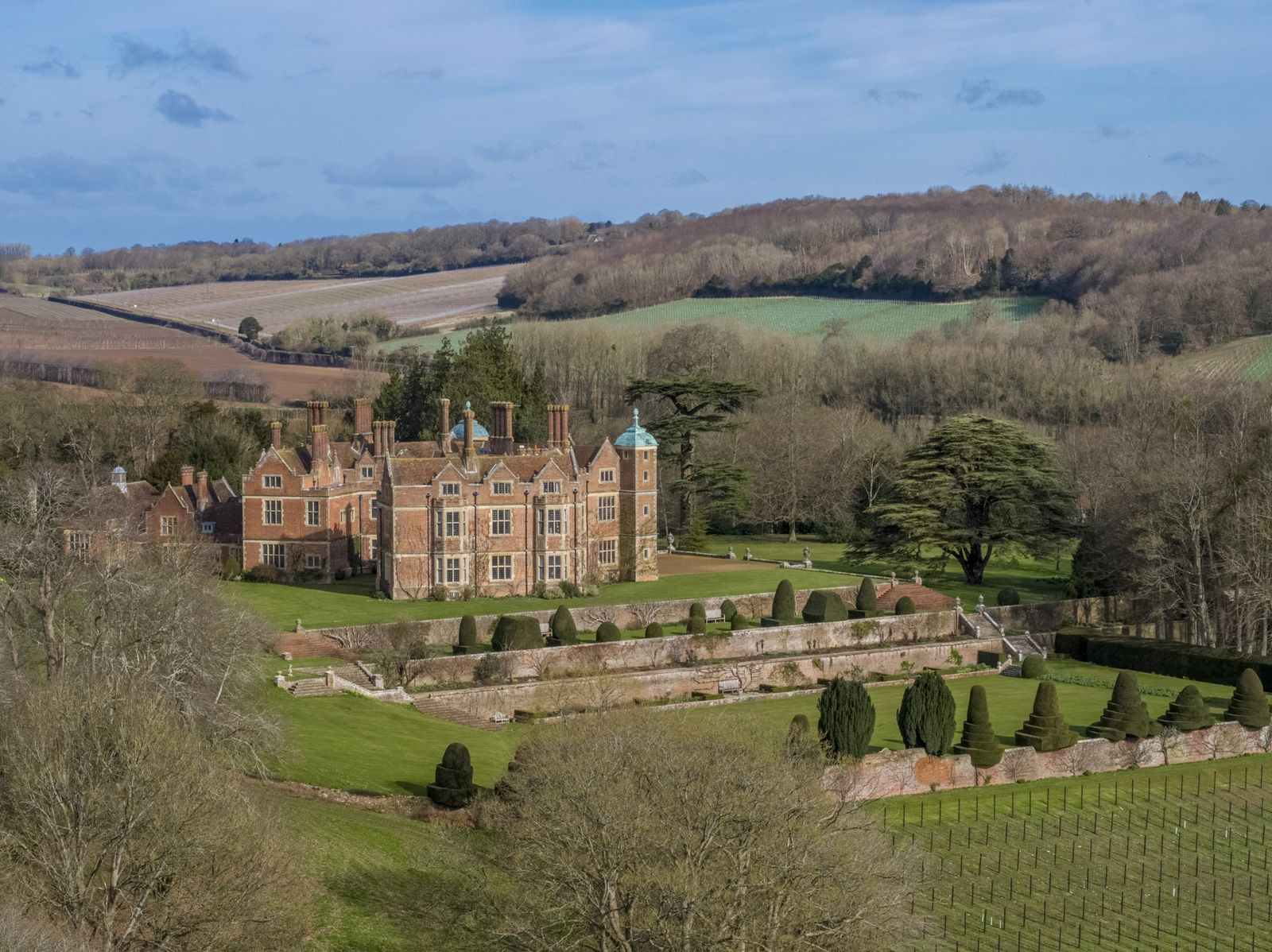 A majestic country estate set in 300 acres of historic parkland in Kent ...