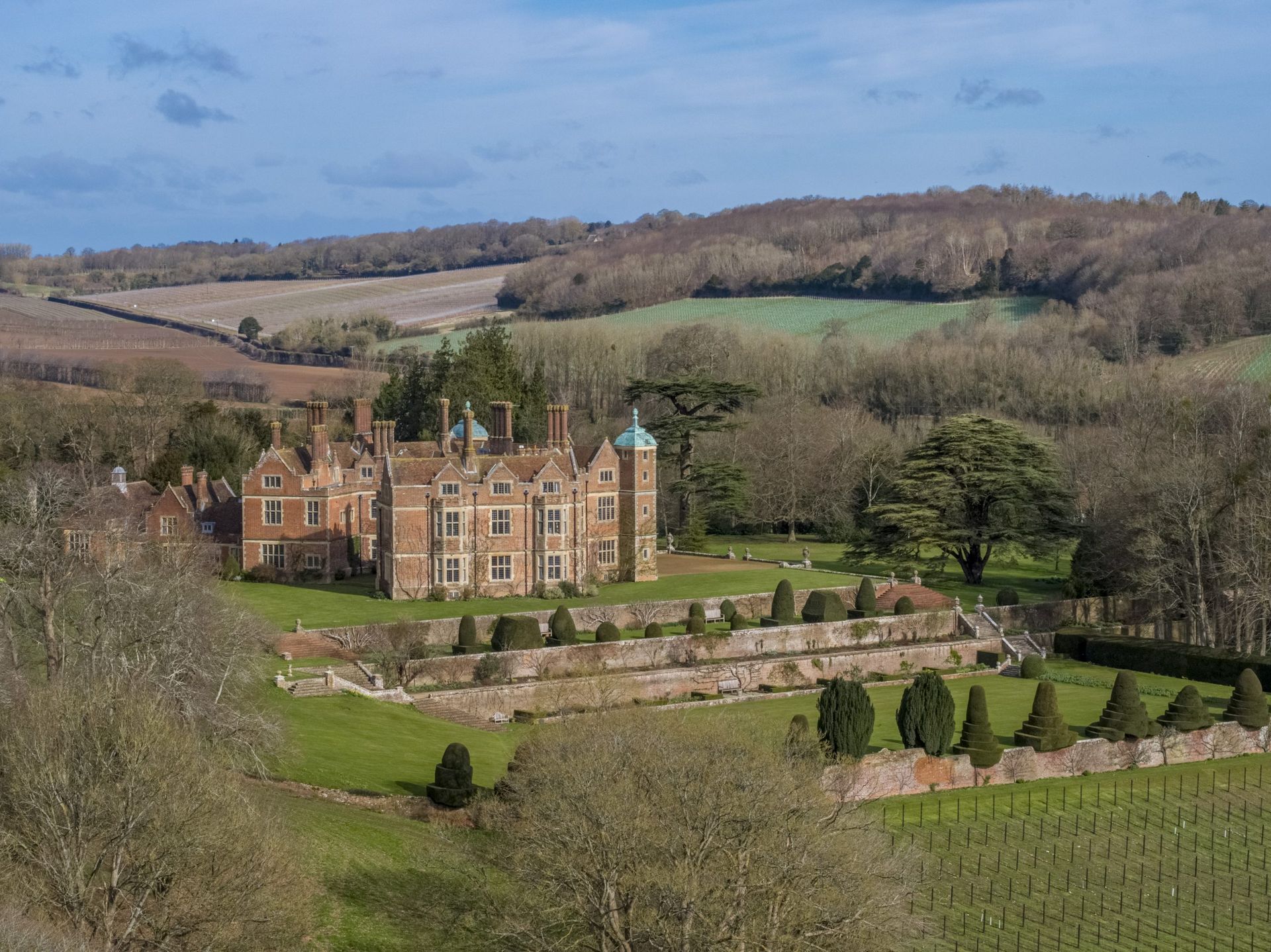 A majestic country estate set in 300 acres of historic parkland in Kent ...