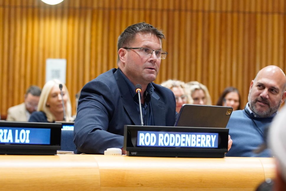 Rod Roddenberry on joining his legendary 'Star Trek' parents on Jan. 8 ...