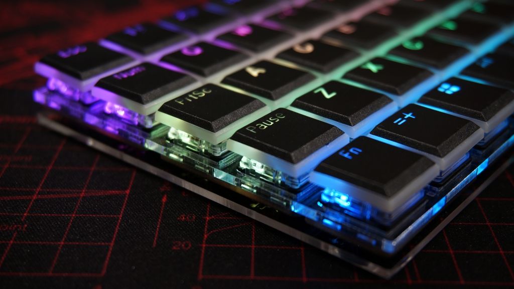The Helix Ortholinear Keyboard Kit: Open Source DNA | Tom's Hardware