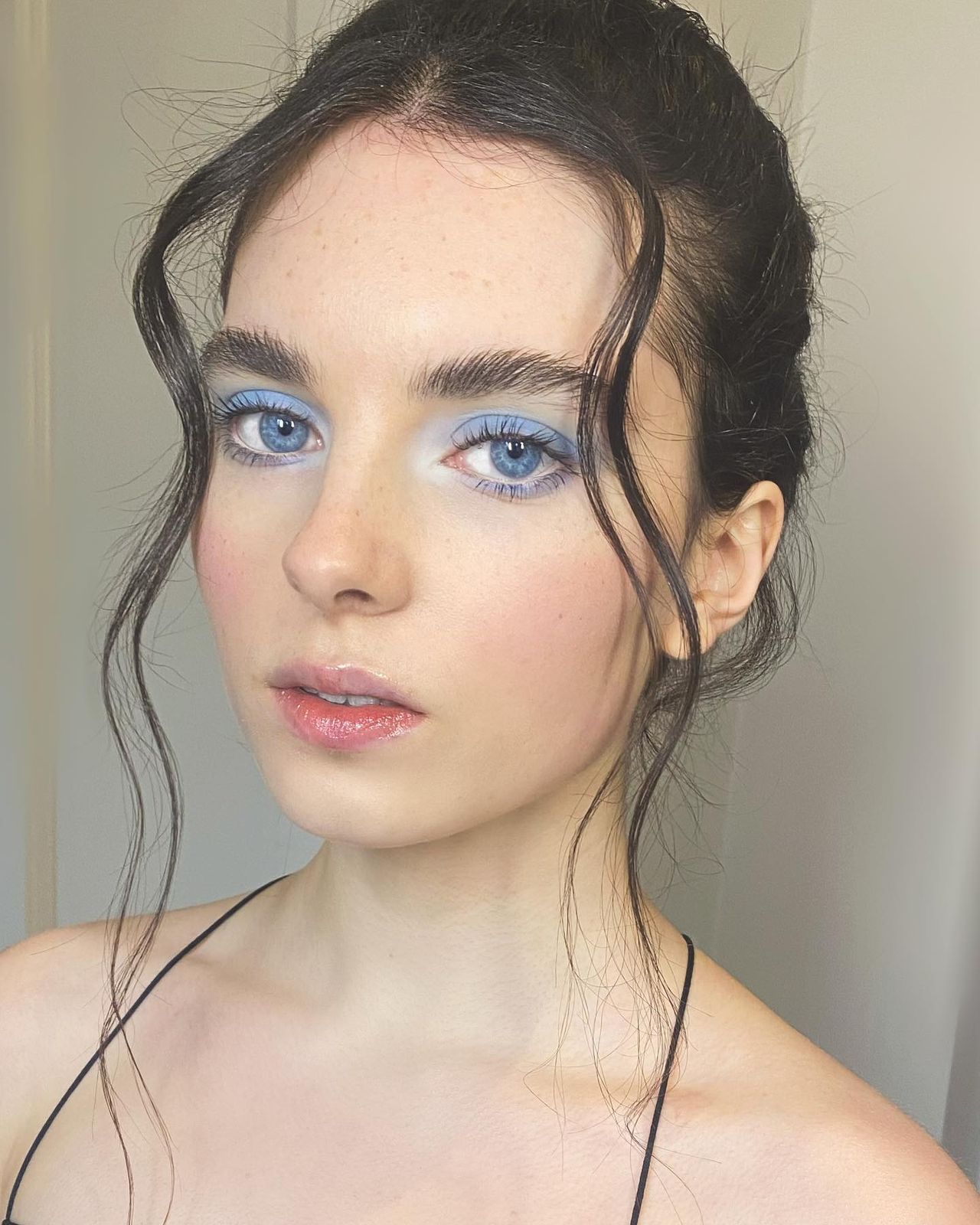 17 Blue Eyeshadow Looks That Are Totally Worth Copying | Who What Wear