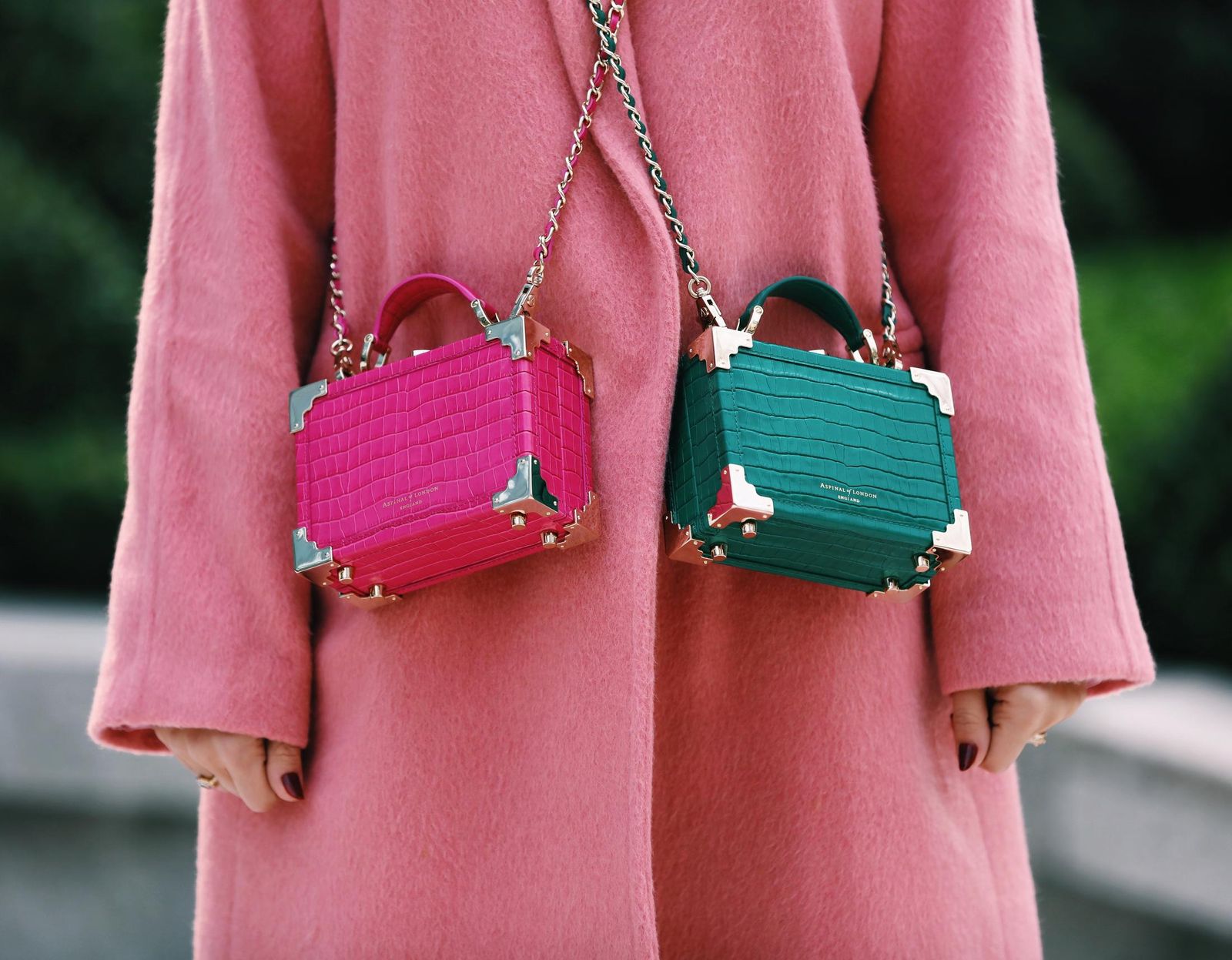 The secret online sample sales of high end brands you need to know ...