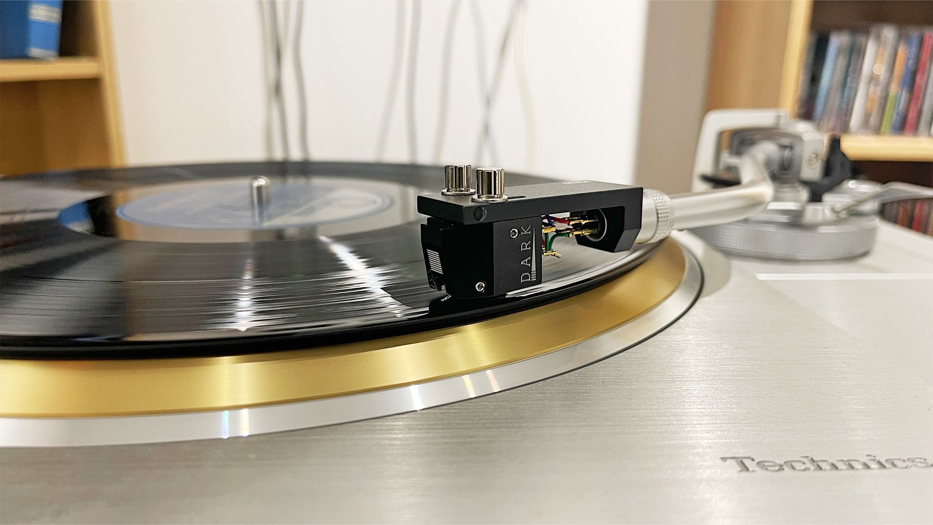 Vertere Dark Sabre review: is this the ultimate moving magnet cartridge ...