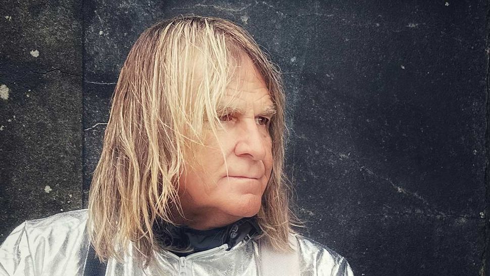 "This miraculous turnaround": Mike Peters' cancer is in remission ...