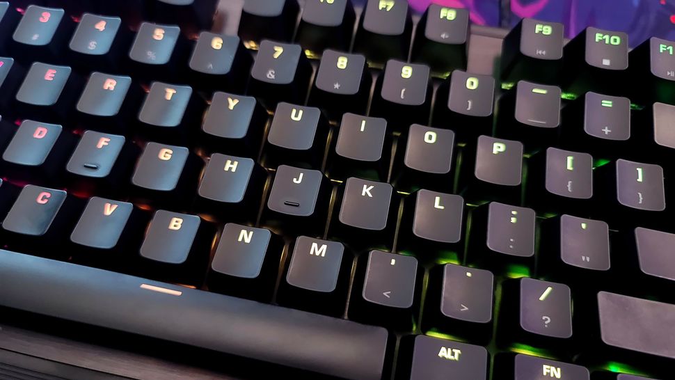 Roccat Pyro Review: Back to the Basics | Tom's Hardware