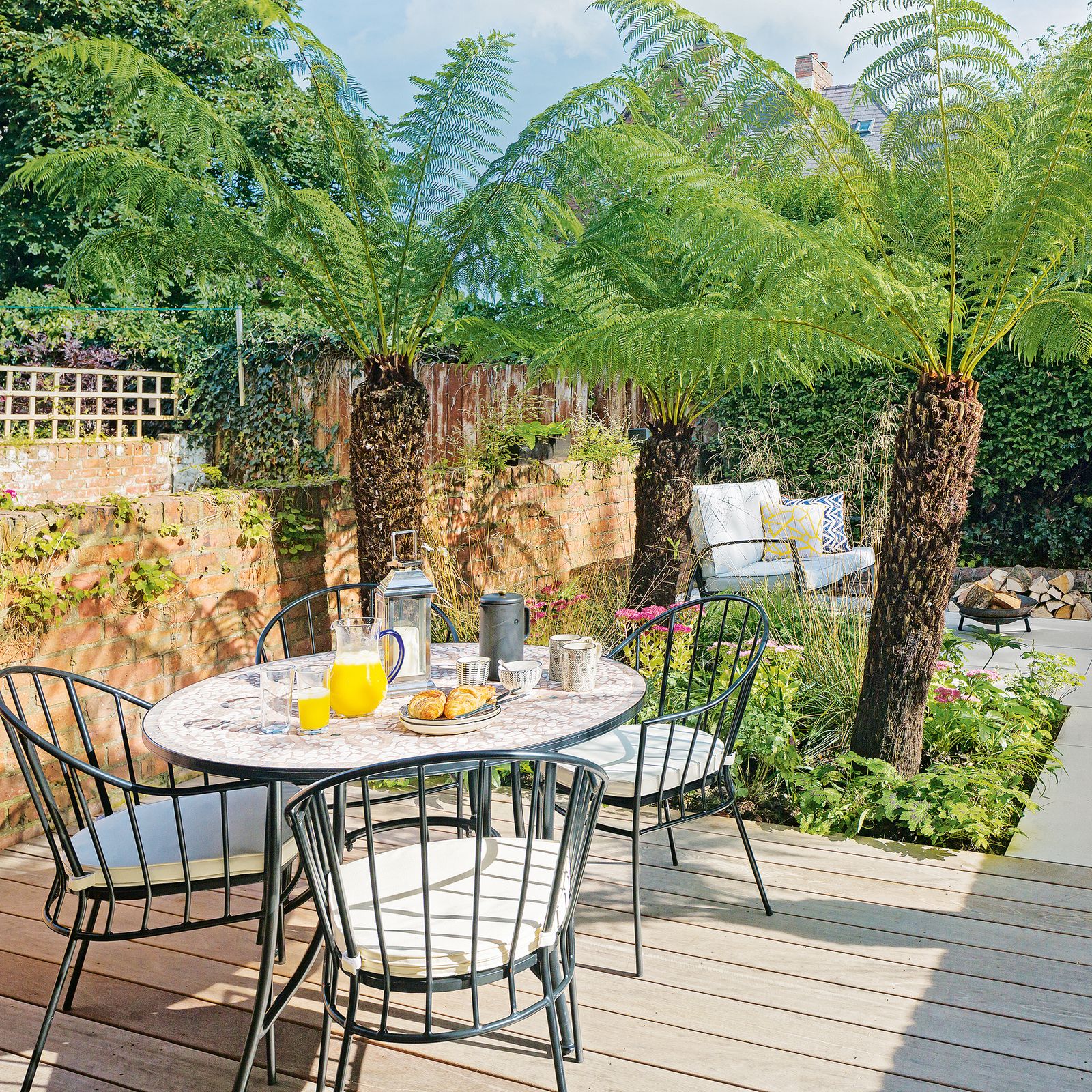 17 courtyard garden ideas to create a hidden paradise | Ideal Home