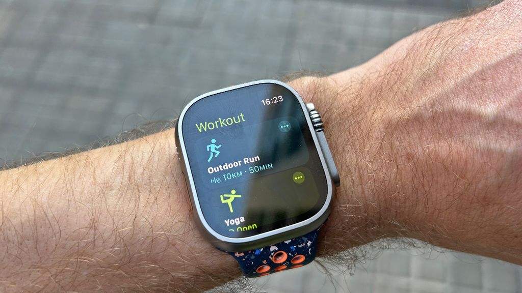 How To Use The Apple Watch Pacer Mode To Judge Your Next Race | Coach