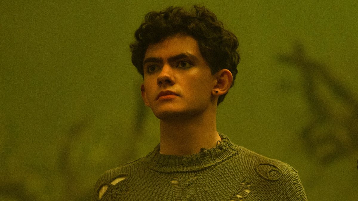 New Agatha All Along Video Drops Big Reveal About That Mystery Car ...