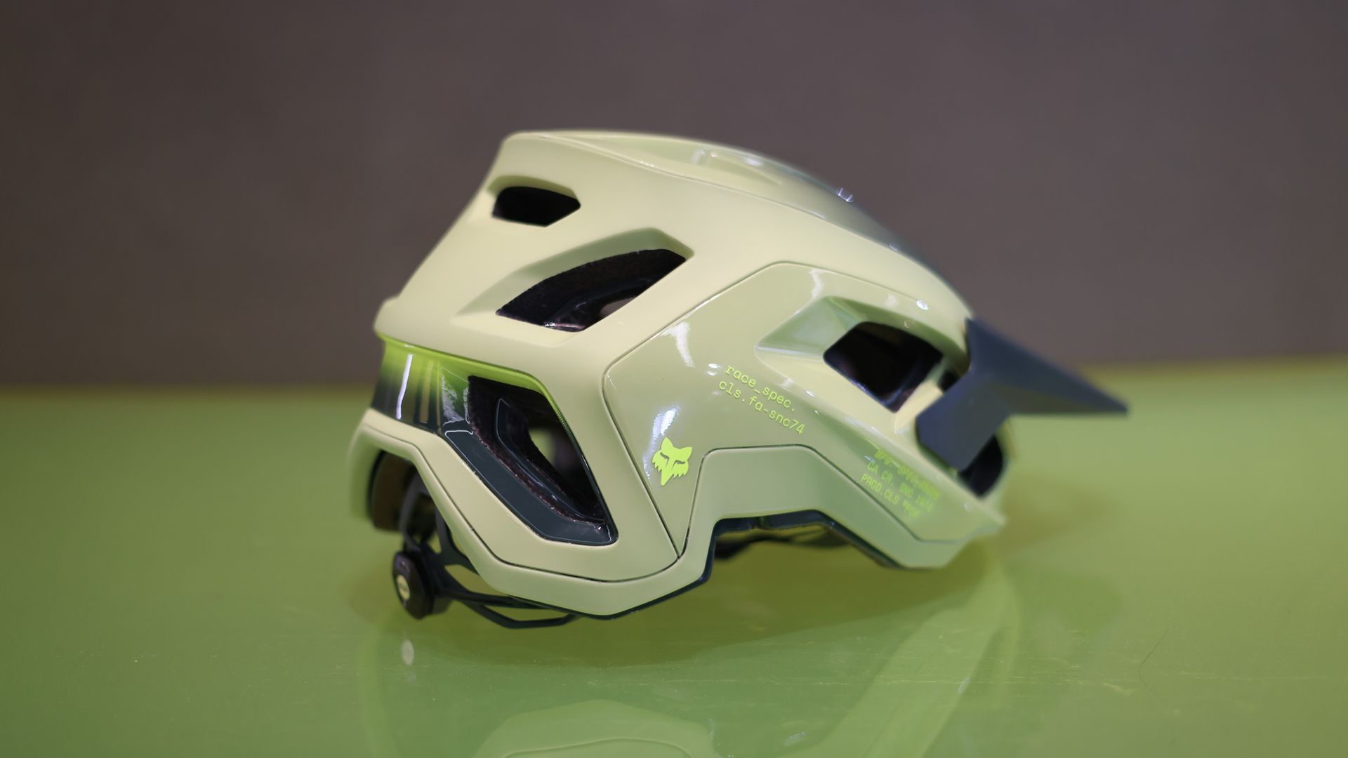 Fox Racing debuts its new Speedframe RS MTB helmet at Eurobike | Bike ...