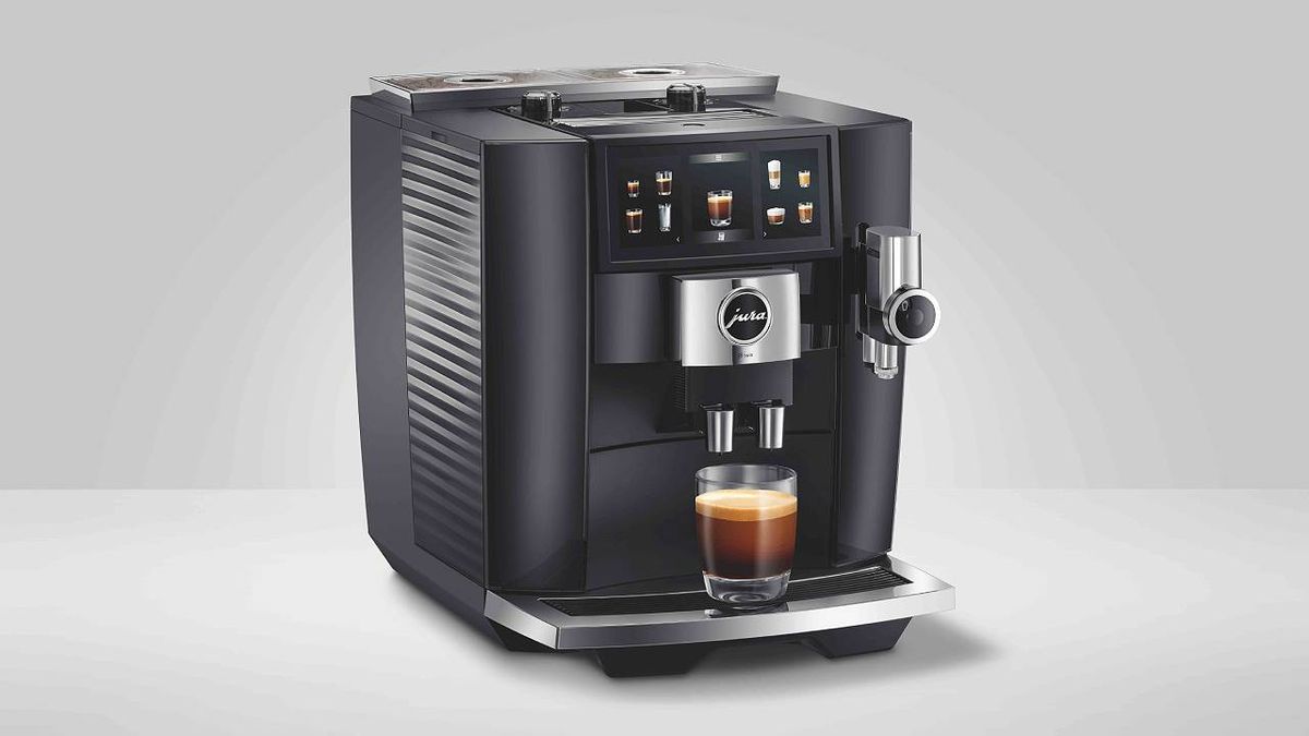 Jura’s new J8 Twin combines two coffee machines in one premium bean to ...