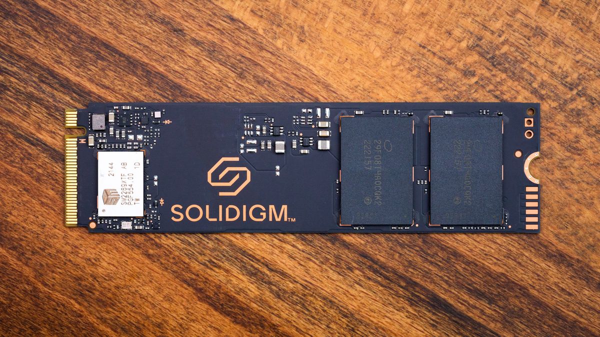 Solidigm P41 Plus SSD Review: Born in the Purple (Updated) | Tom's Hardware