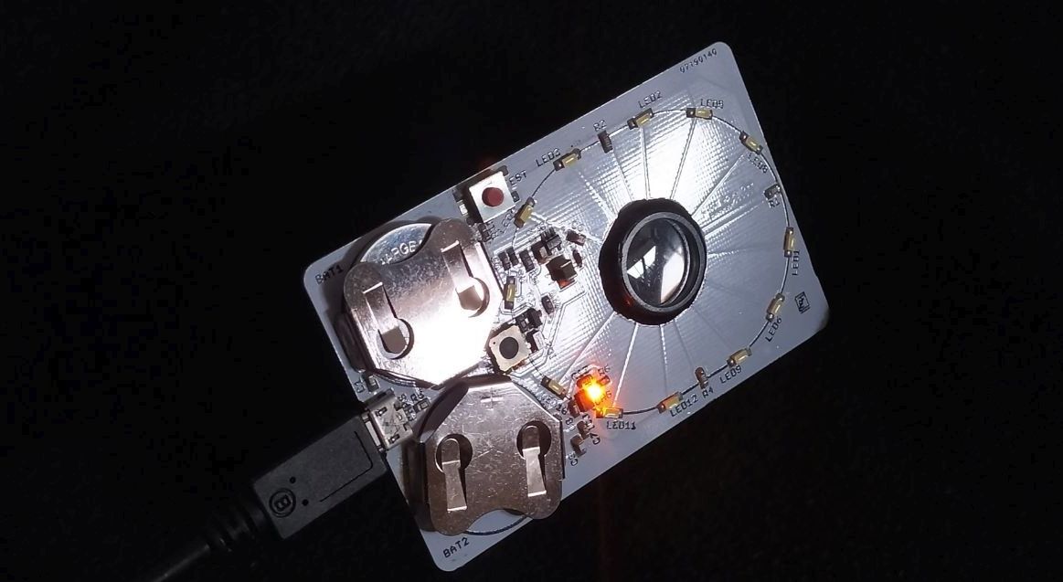 This credit card-sized ring light will up your smartphone photography ...