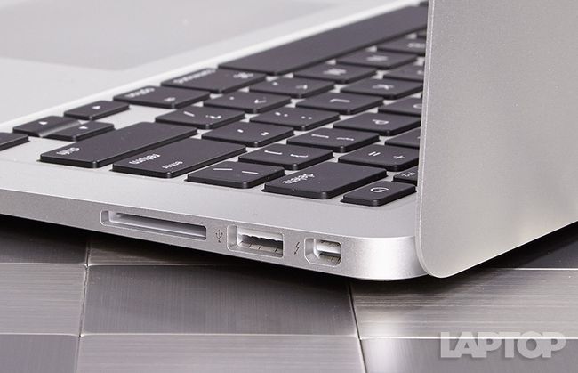Apple MacBook Air (13-Inch, Early 2015) - Full Review and Benchmarks ...