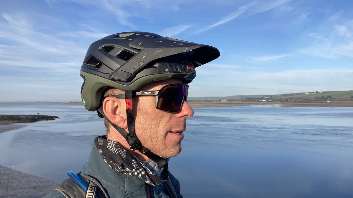 Lazer Jackal KinetiCore helmet review – excellent fit and improved ...