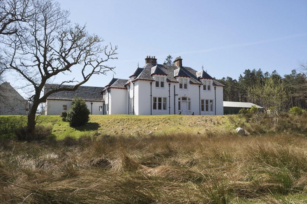 A breathtaking West Highlands estate with mountains, forests and lochs ...