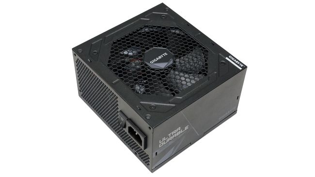 Gigabyte UD750GM Power Supply Review | Tom's Hardware