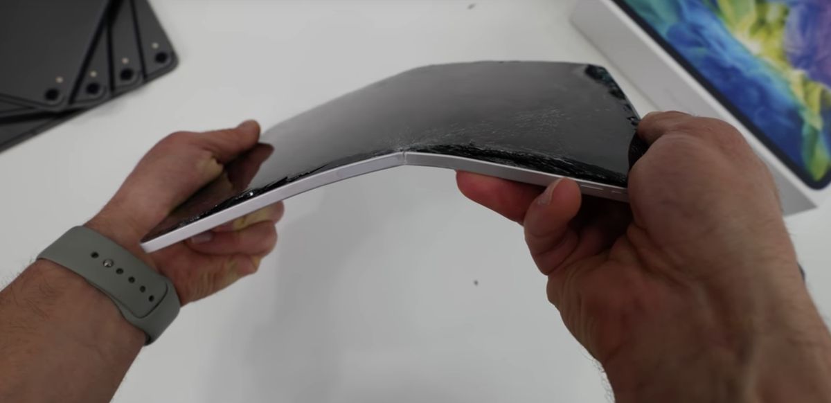 iPad Pro still can’t survive the bend test: Here's proof | Laptop Mag