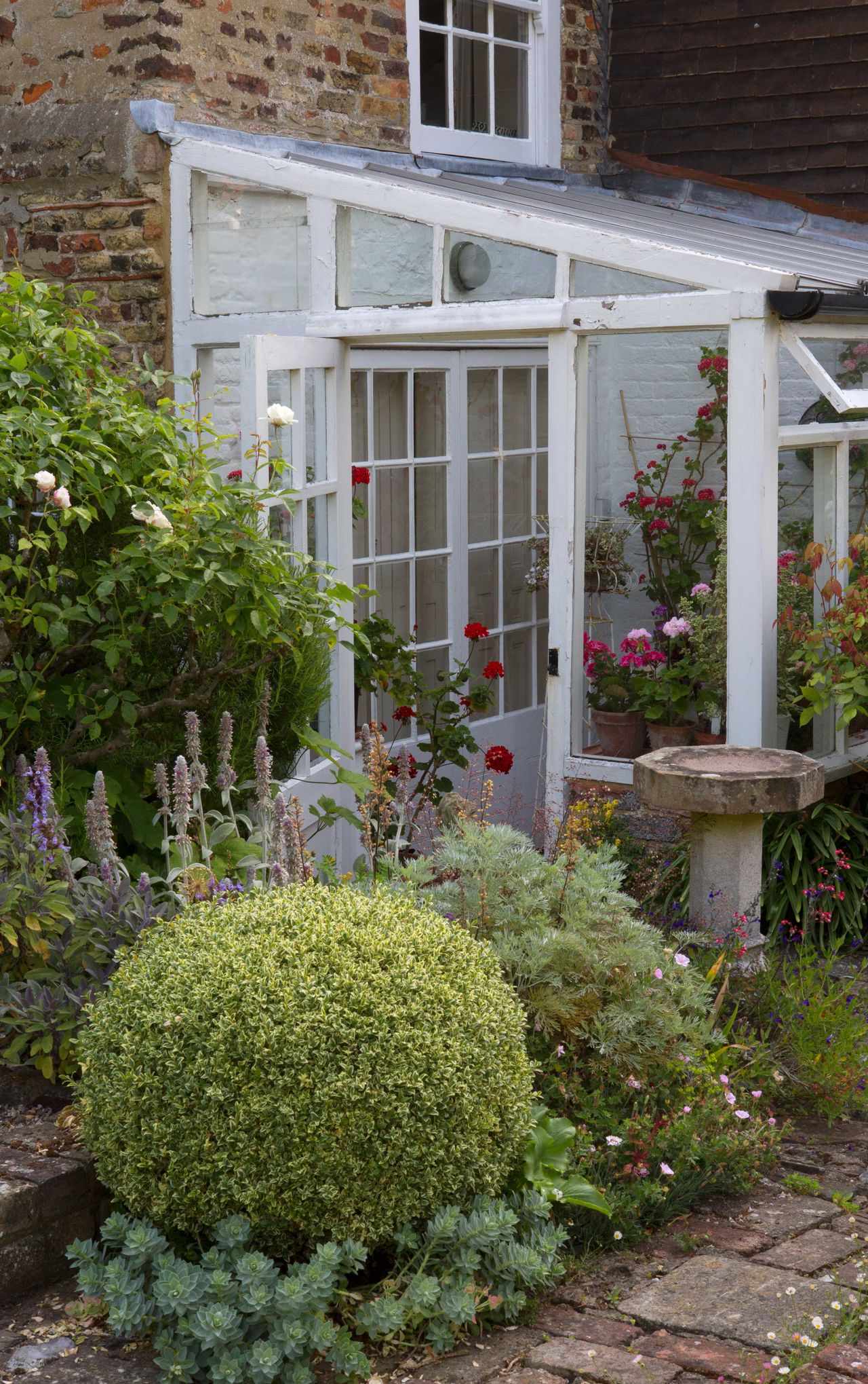 Real garden: explore this cottage garden with its colourful planting ...