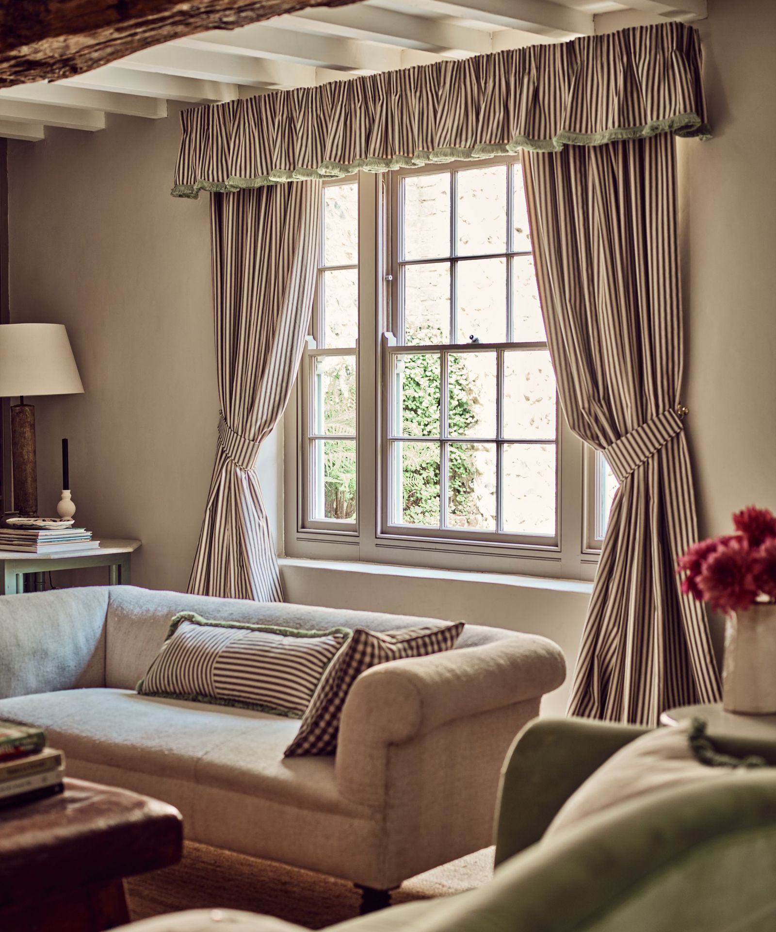 Small living room curtain ideas — 5 ways to add flair | Real Homes