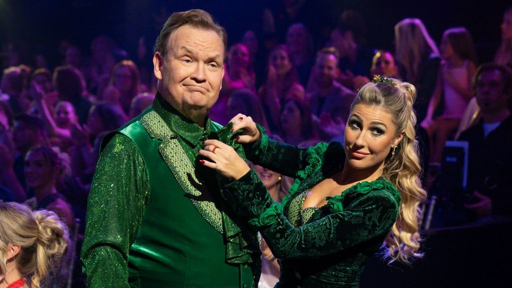 As Andy Richter Receives Birthday Love From DWTS, Emma Slater And More ...