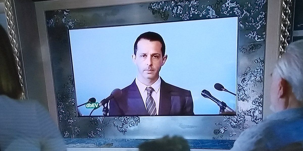 Why Succession Season 2's Finale Ended With That Killer Smile From ...