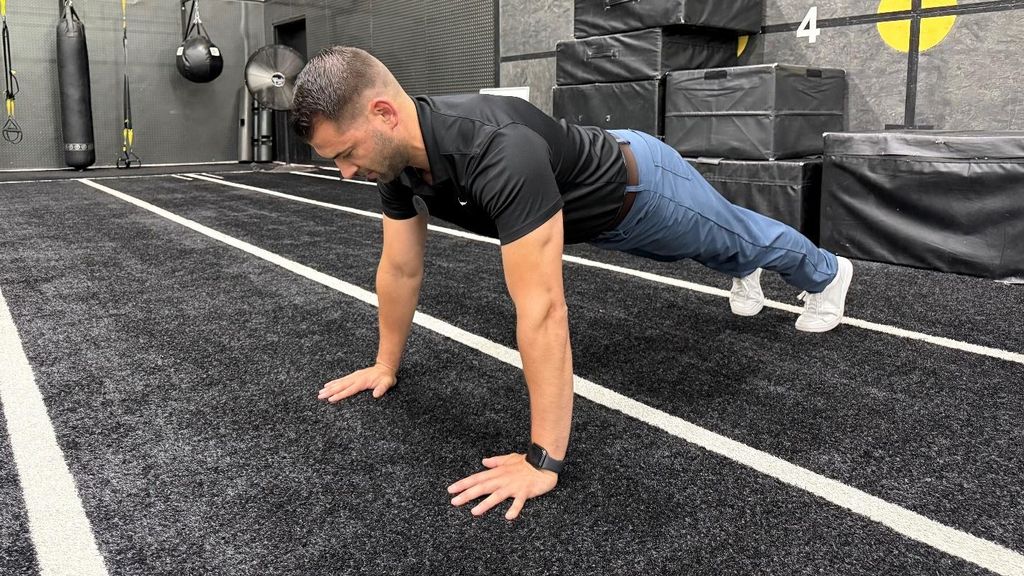 The beginner-friendly modified push-ups that will help you finally ...