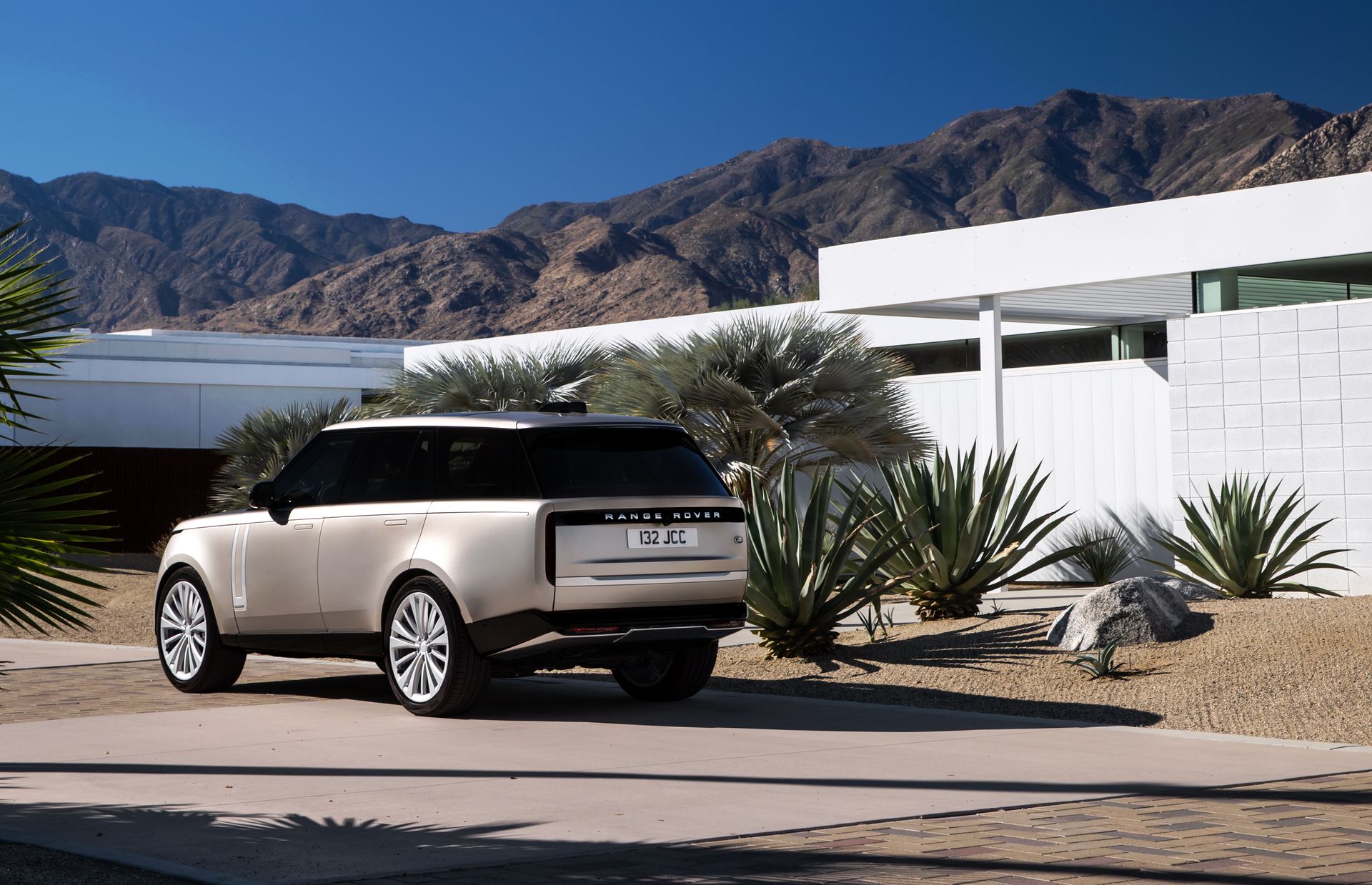 Range Rover's positive reboot: the best 4x4 flagship by far? | Wallpaper*