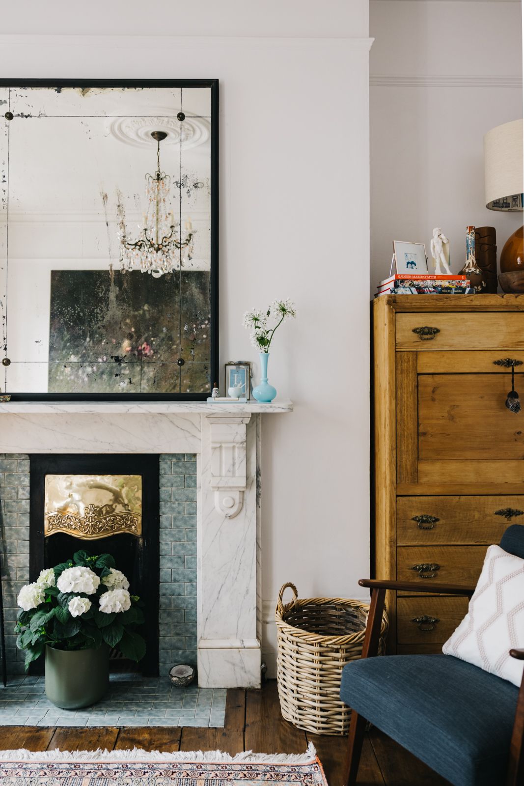apartment in Brighton: Inside an elegant, historic apartment next to ...